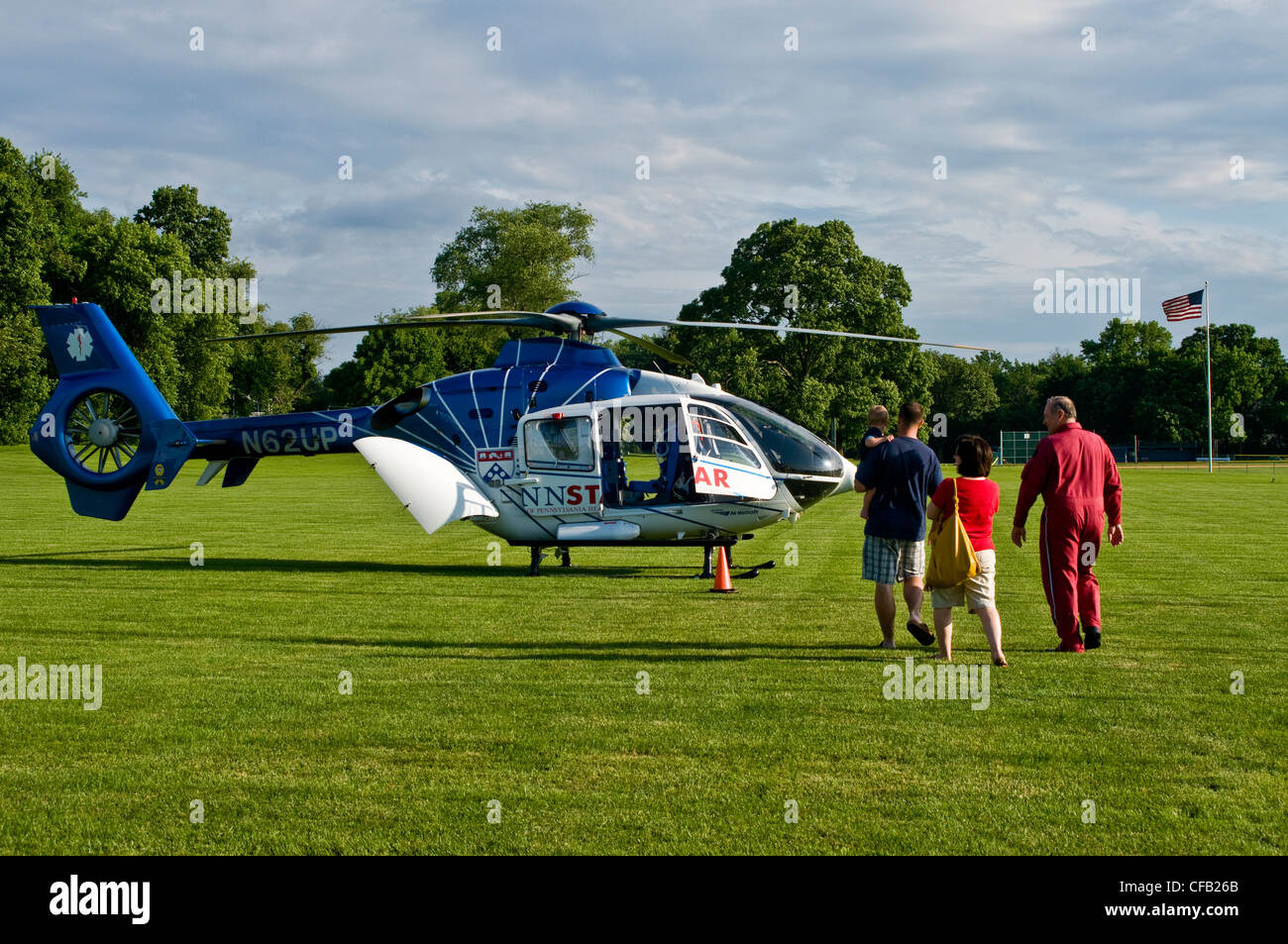 Lifeline emergency helicopter transporting patient to hospital Stock ...