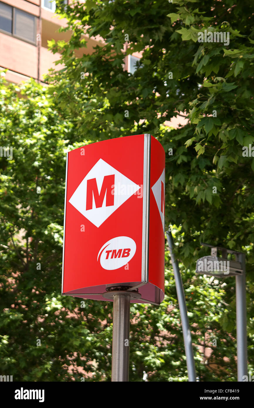 Barcelona TMB Metro sign Stock Photo - Alamy