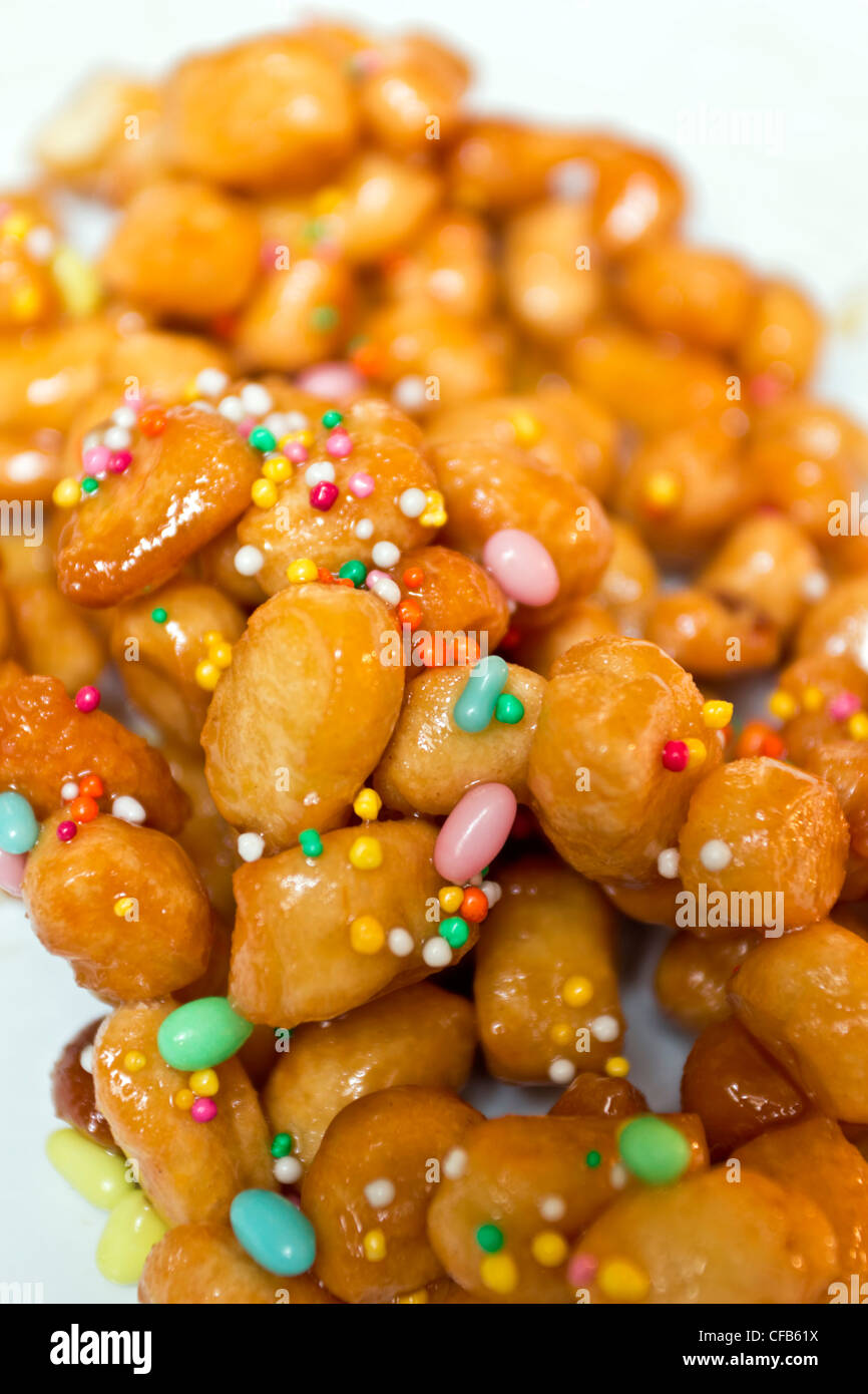 Struffoli or Strufoli, Italy, traditional Carnival and Christmas sweet ...