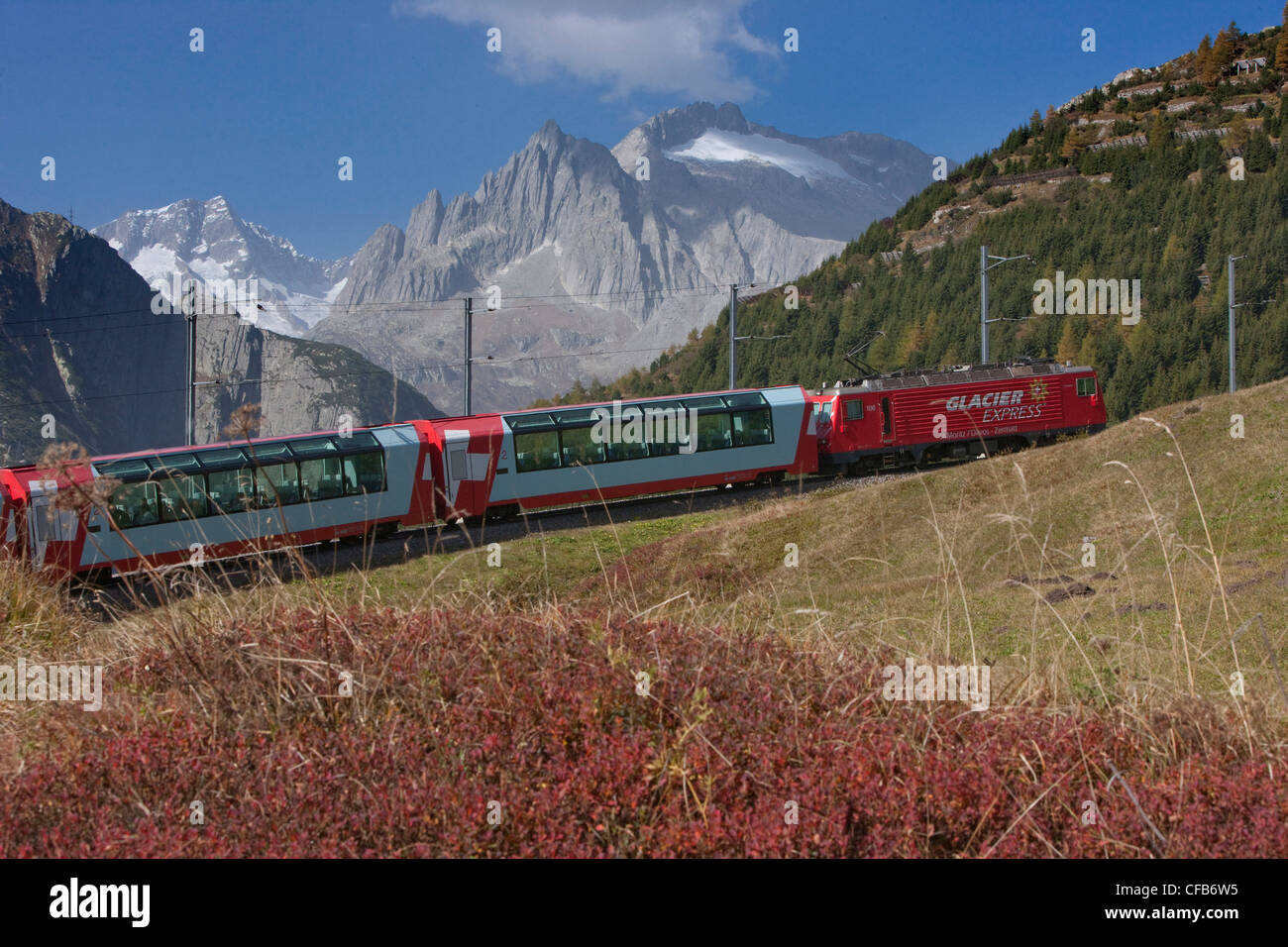 Autumn, Uri, Switzerland, Europe, traffic, transport, road, railway ...