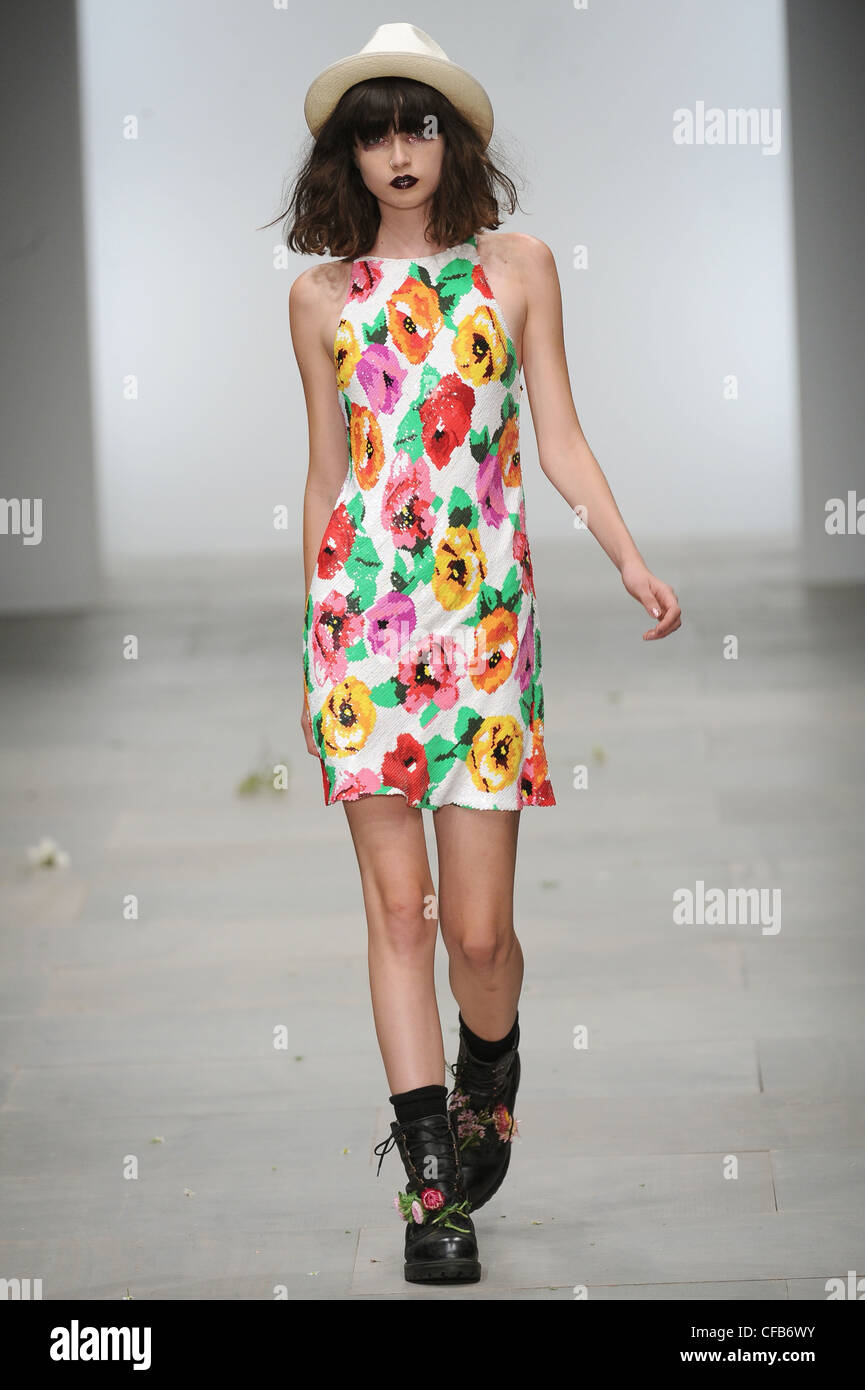 Ashish London Ready to WearSpringSummer 2012 Stock Photo - Alamy