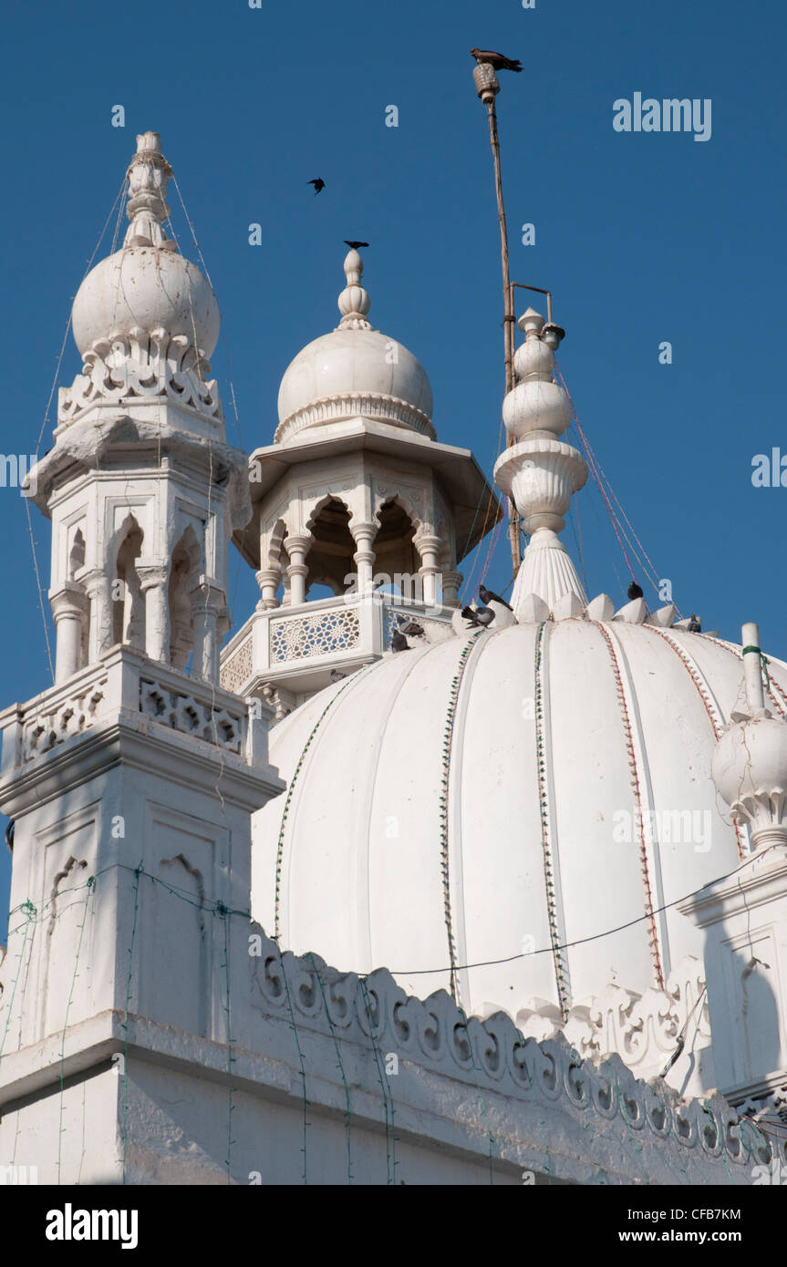 Spires of the Haji Ali Mosque at Mumbai Stock Photo - Alamy