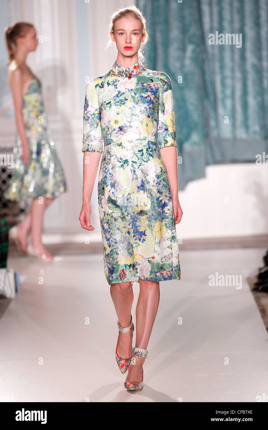 Erdem London Ready to WearSpringSummer 2012 Stock Photo - Alamy