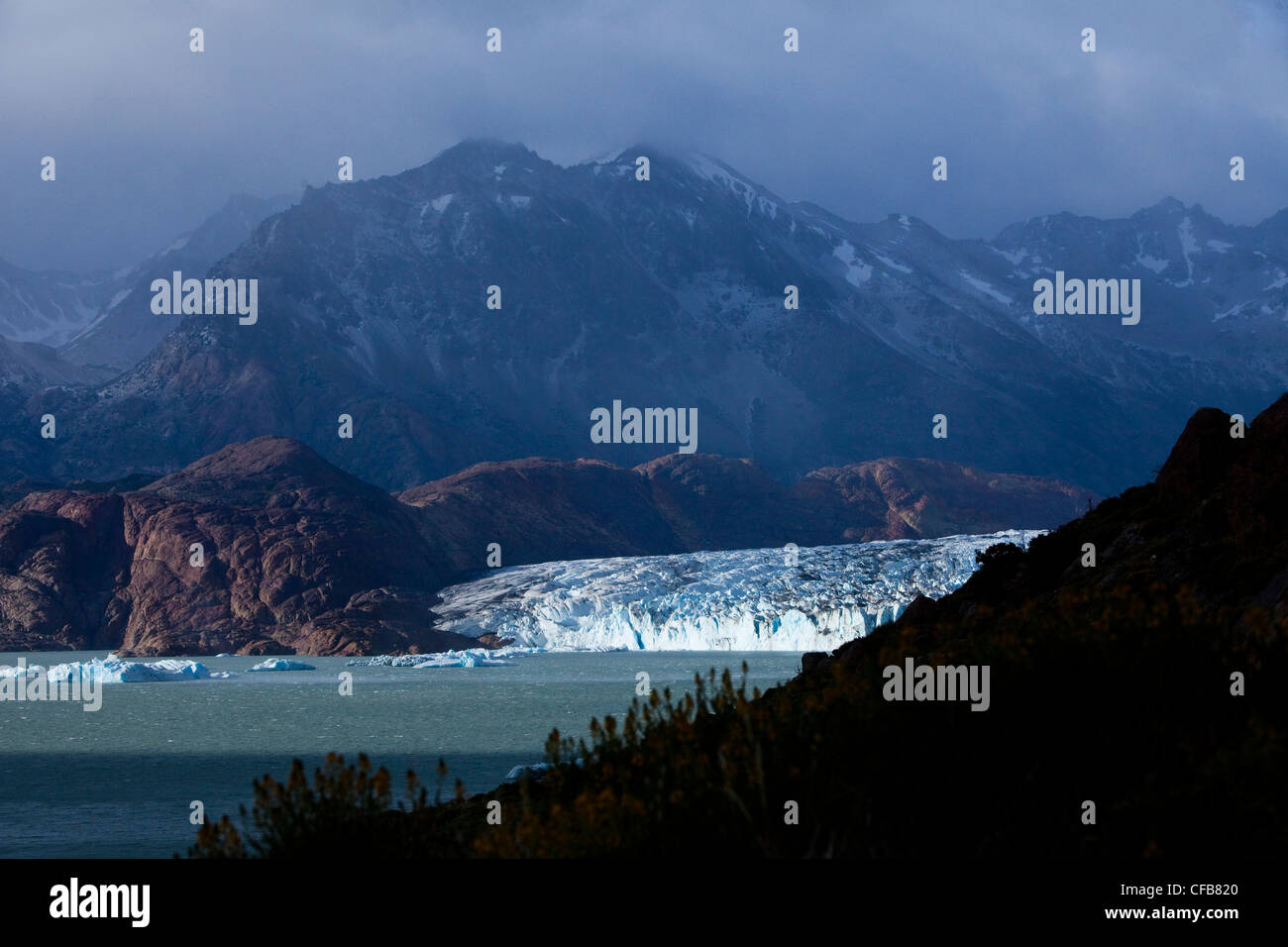 Glacier viedma and lago viedma hi-res stock photography and images - Alamy