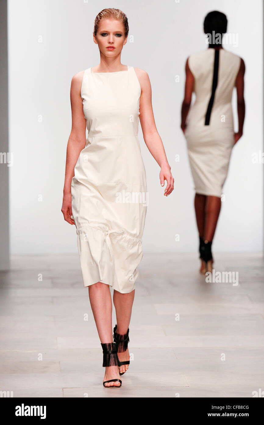 Osman London Ready to WearSpringSummer 2012 Stock Photo - Alamy