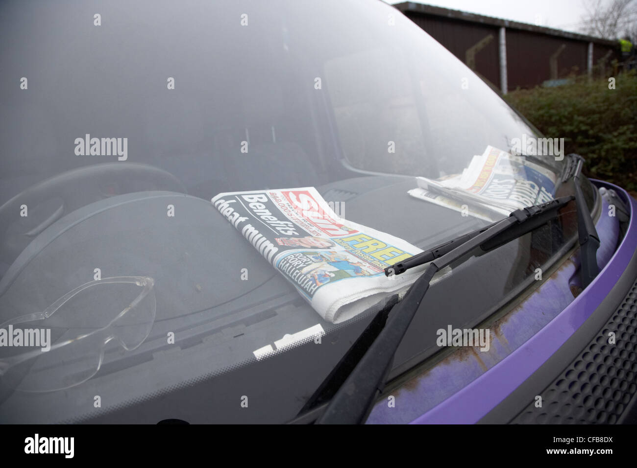 Newspaper delivery truck hi-res stock photography and images - Alamy