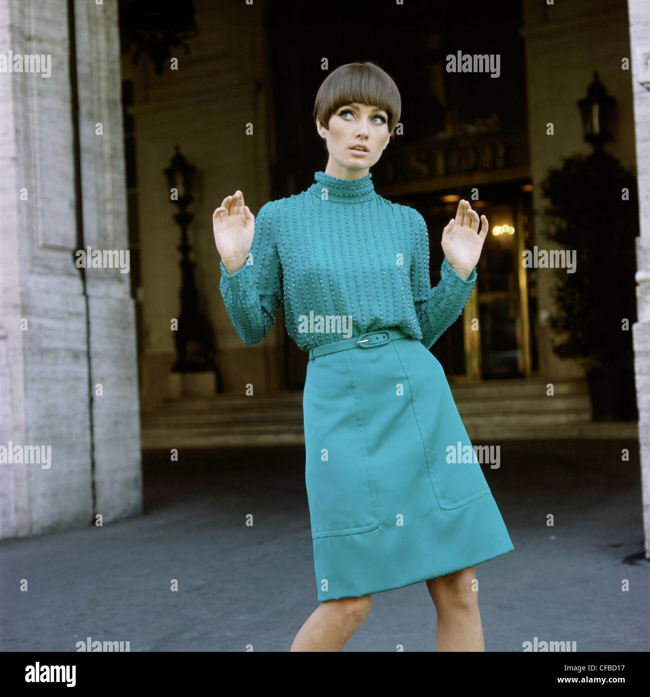 1960s fashion colour hi-res stock photography and images - Alamy