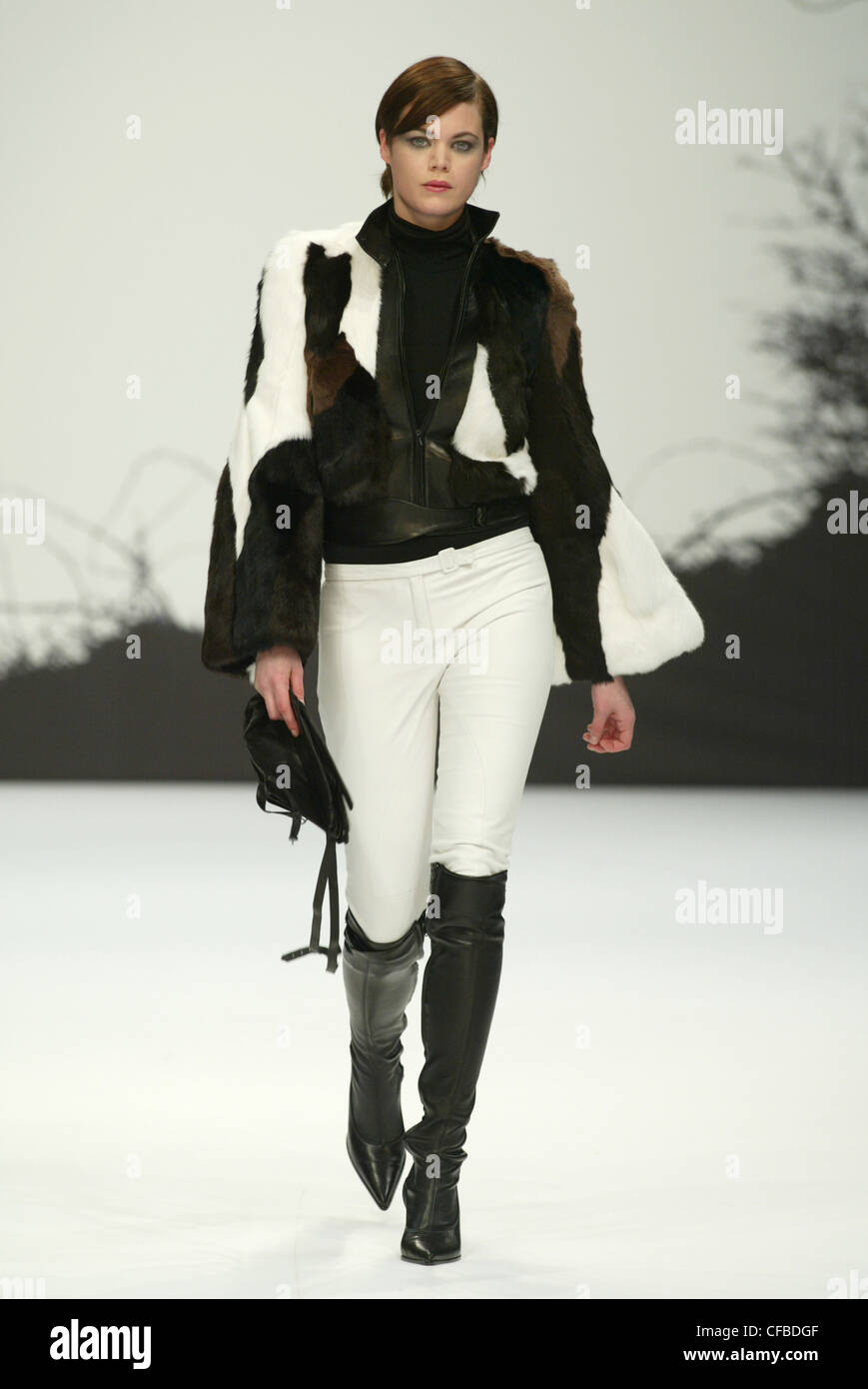 Jasper Conran London Autumn Winter Model short brunette hair, wearing ...