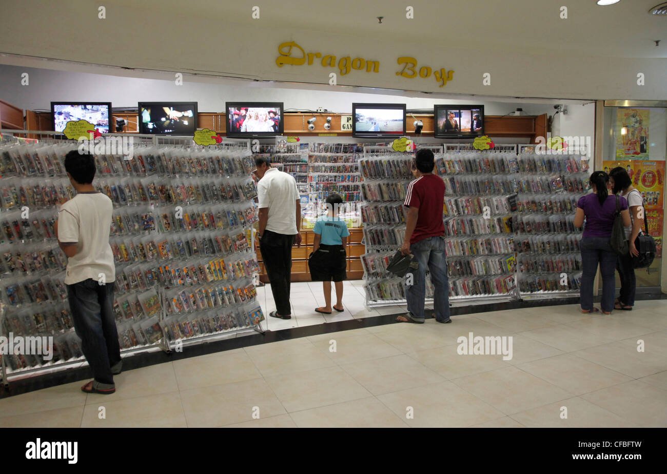 People shopping for DVDs in a mall in Kuala Lumpur, Malaysia Stock ...