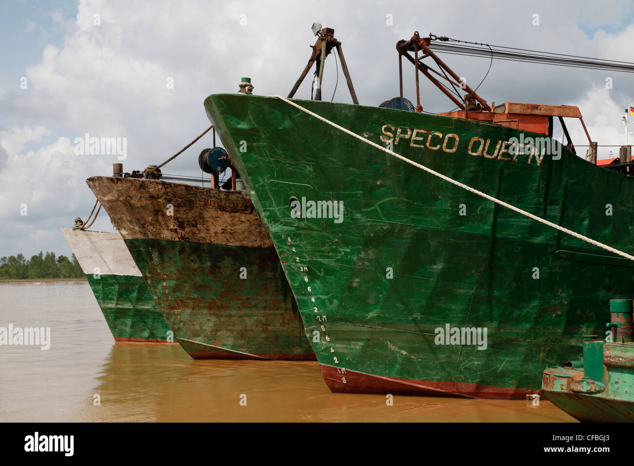 Ships in shipyard in sibu hi-res stock photography and images - Alamy