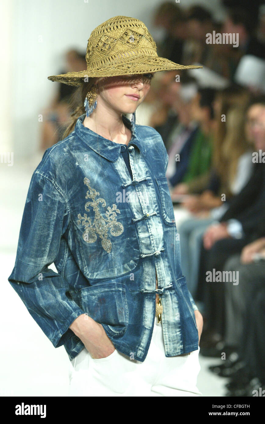 Ralph Lauren New York Ready to Wear Spring Summer Model Vlada ...
