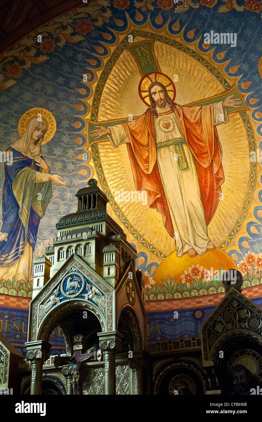 Jesus christ altar hi-res stock photography and images - Alamy