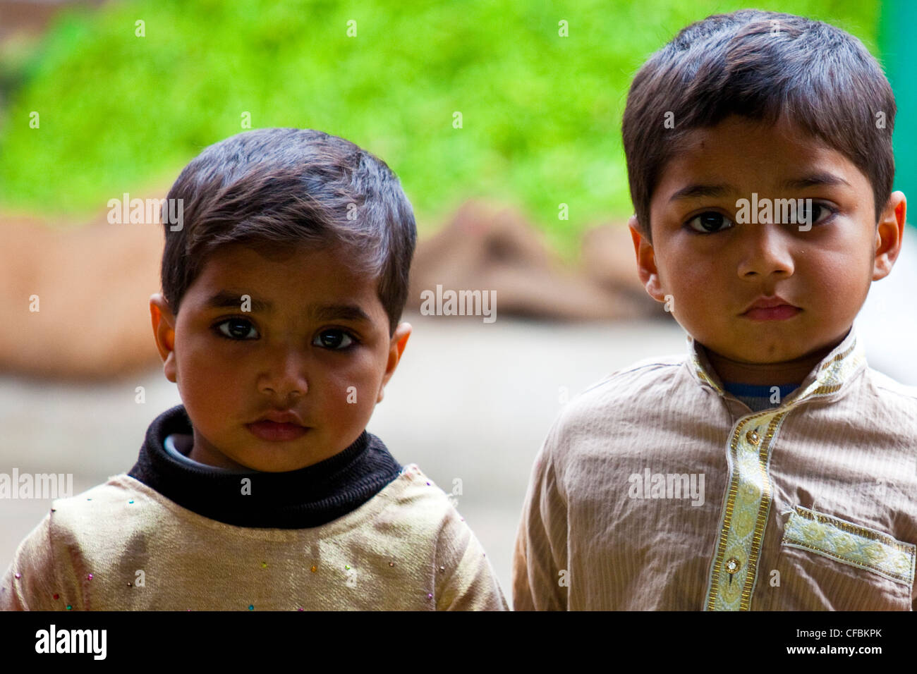 Pakistan pakistani children girl hi-res stock photography and images ...