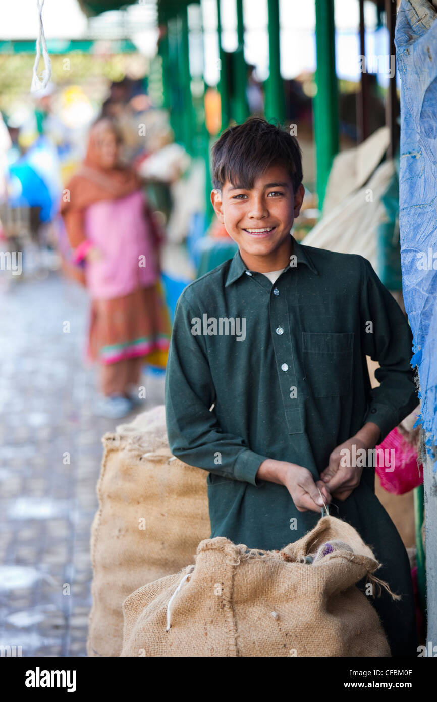 Pakistani boy at the Sunday Market, Islamabad, Pakistan Stock Photo - Alamy