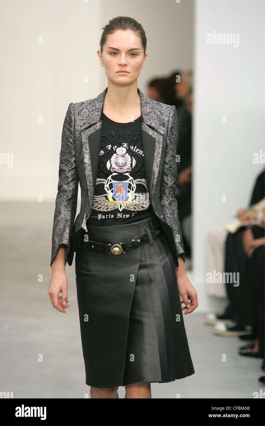 Balenciaga blazer hi-res stock photography and images - Alamy
