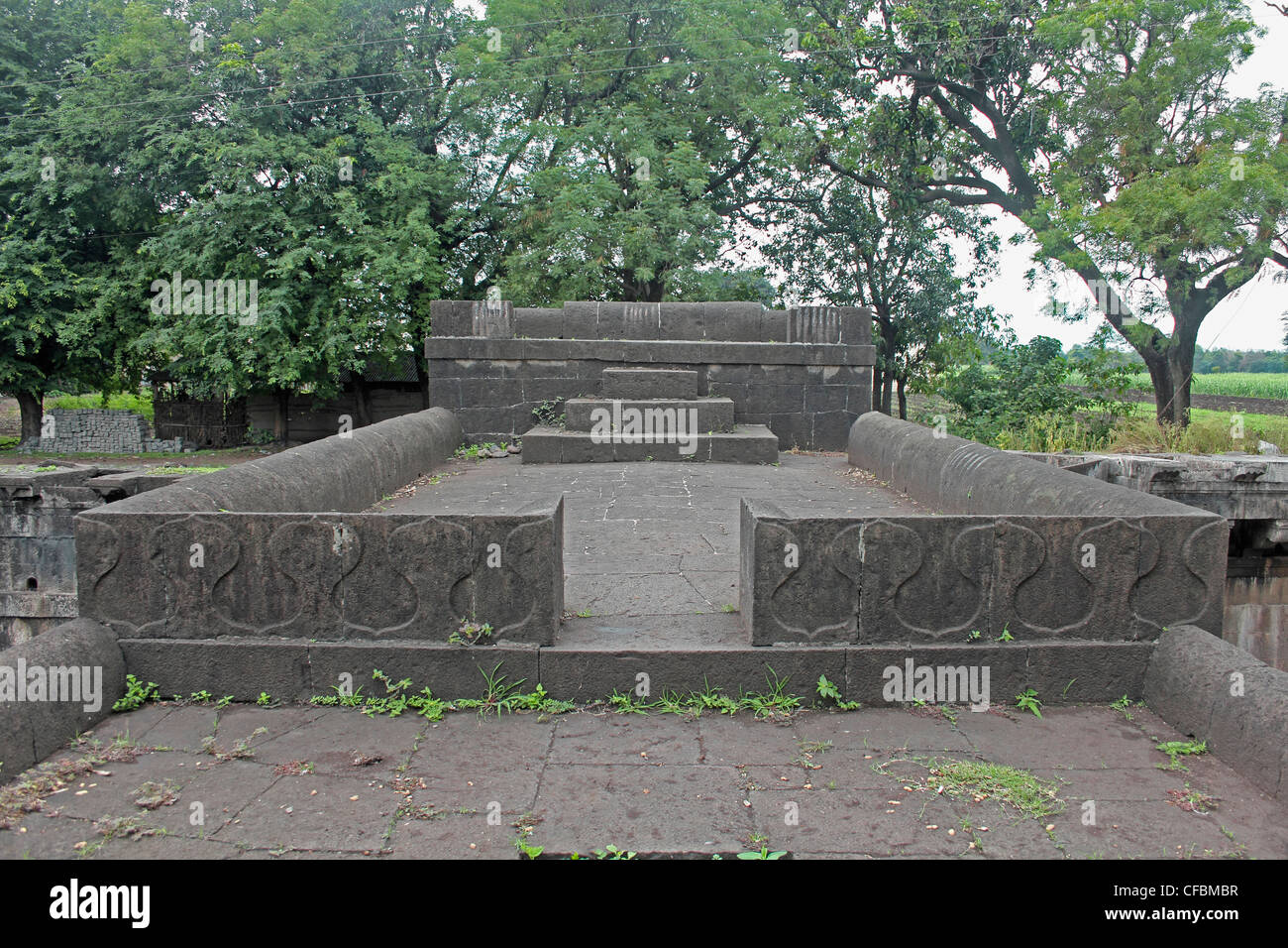Structure at Bara Mota chi Vihir (Well), Historic well at Limb Village ...