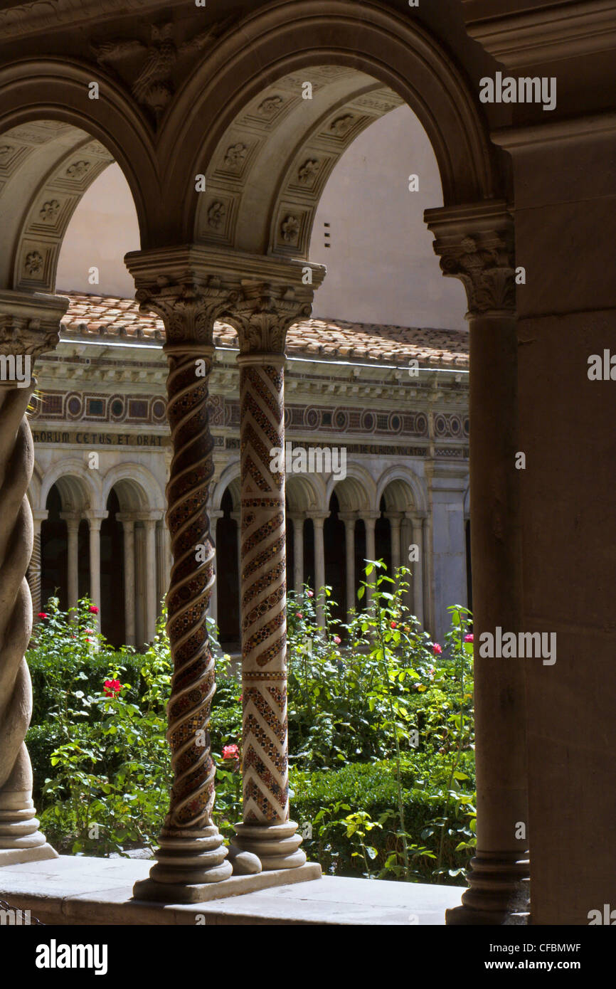 Rome - atrium of st. Paul baslica Stock Photo - Alamy