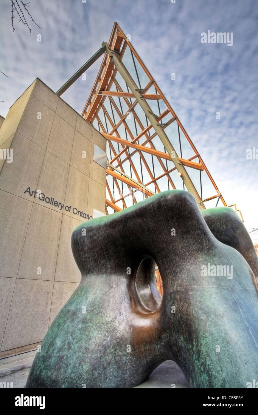 Henry moore sculpture art gallery hi-res stock photography and images ...