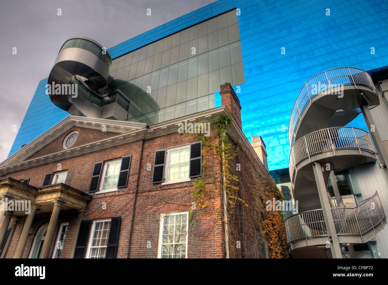Rear facades hi-res stock photography and images - Alamy