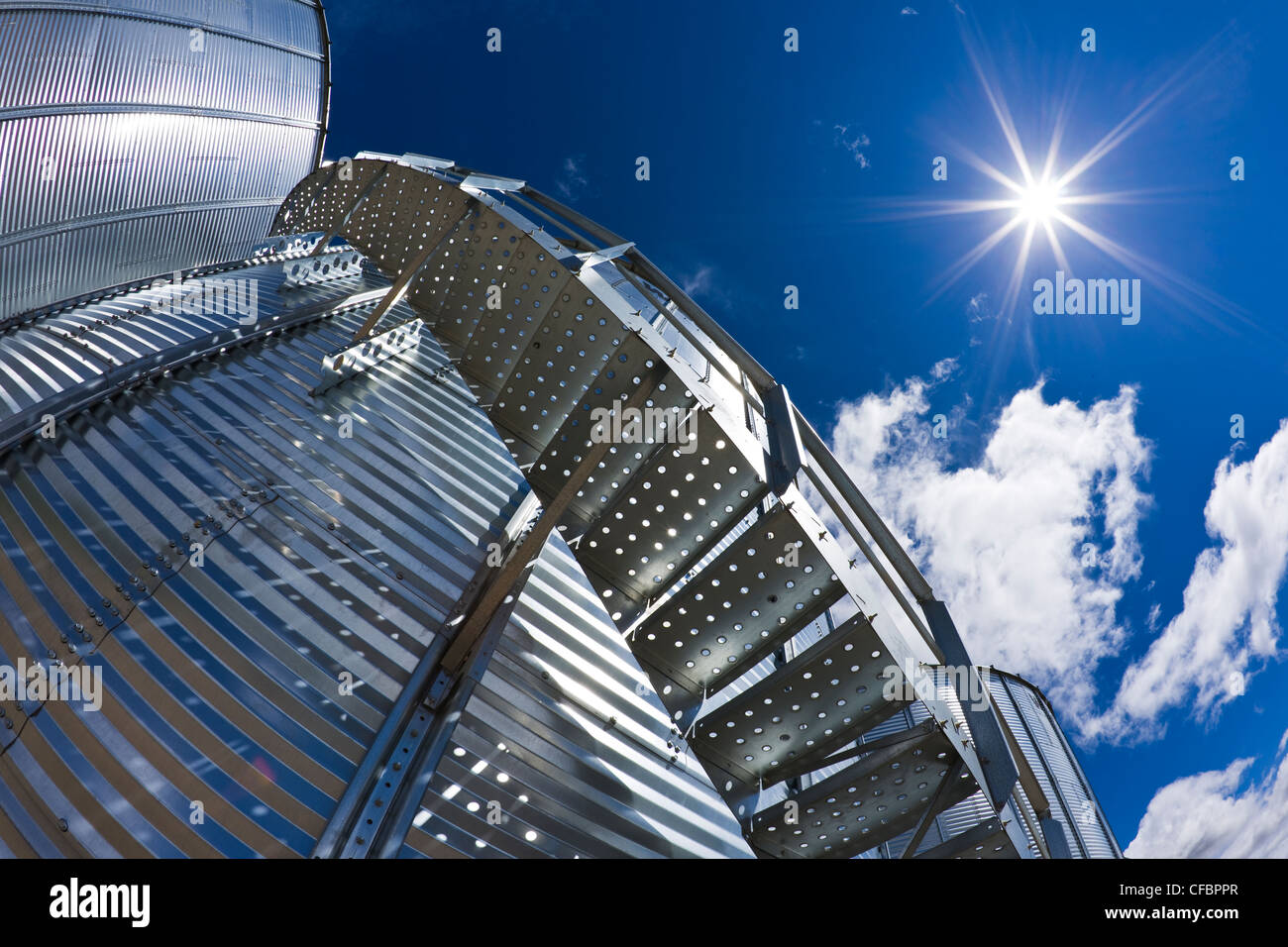 Grain storage units hi-res stock photography and images - Alamy
