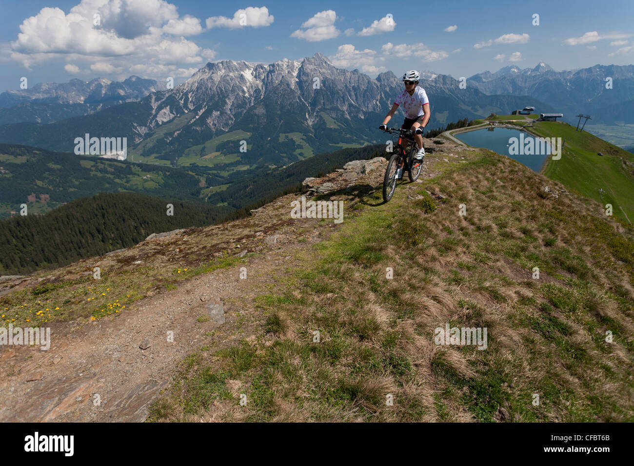 Bike uphill hi-res stock photography and images - Alamy