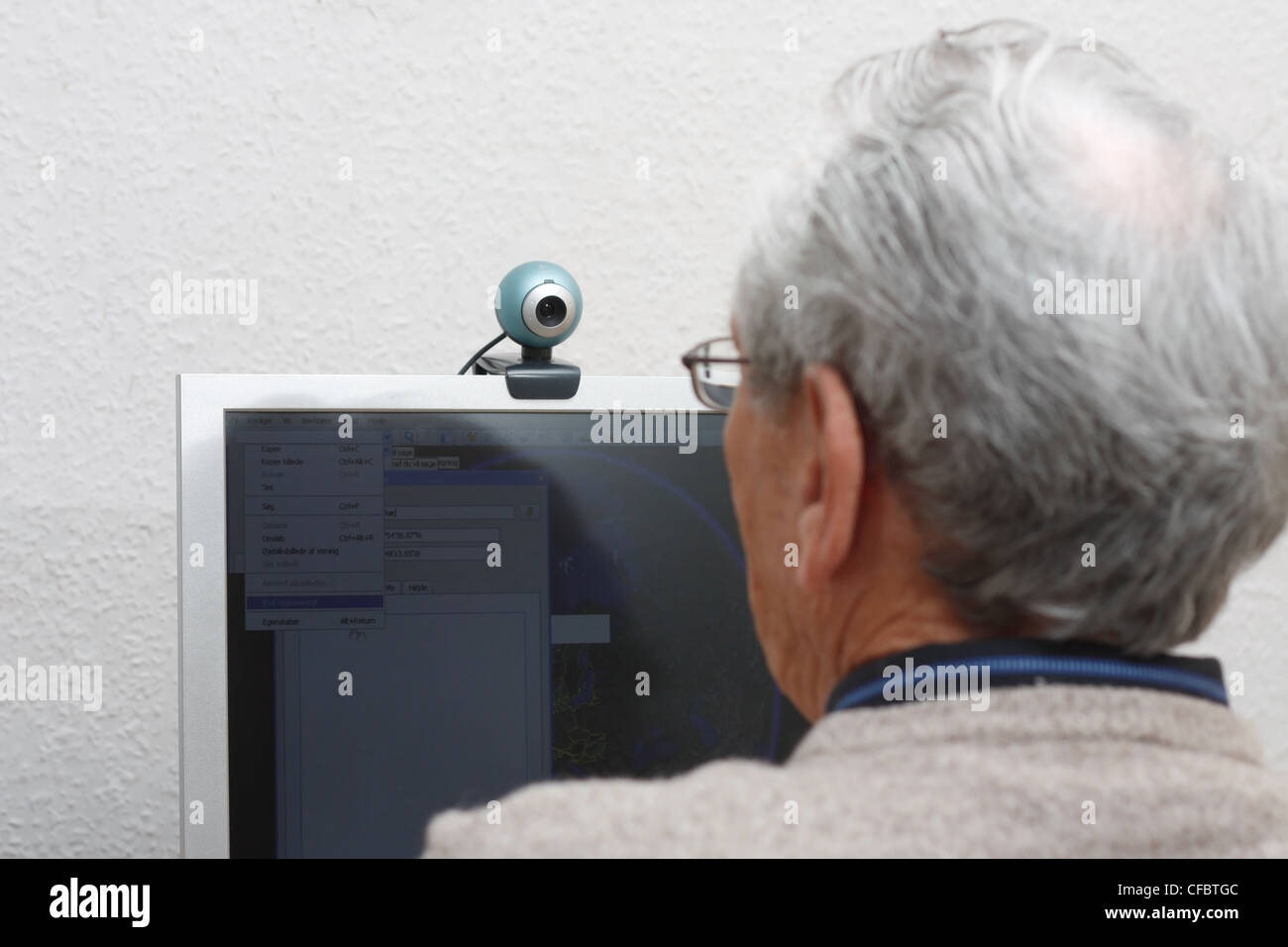 Senior citizen hand detail hi-res stock photography and images - Alamy