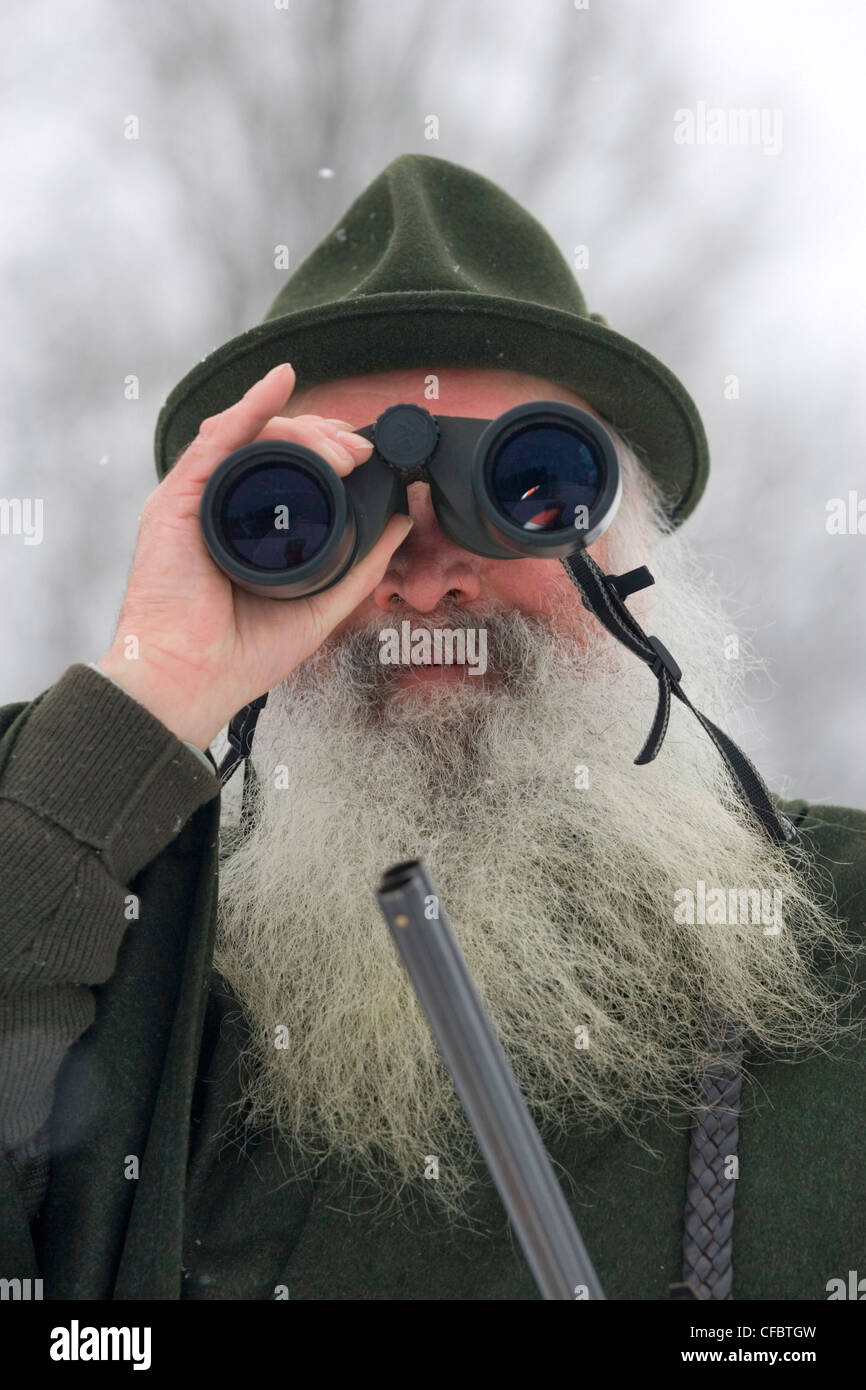 Hunter, Rifleman, knows, beard, whiskers, full beard, gun run ...
