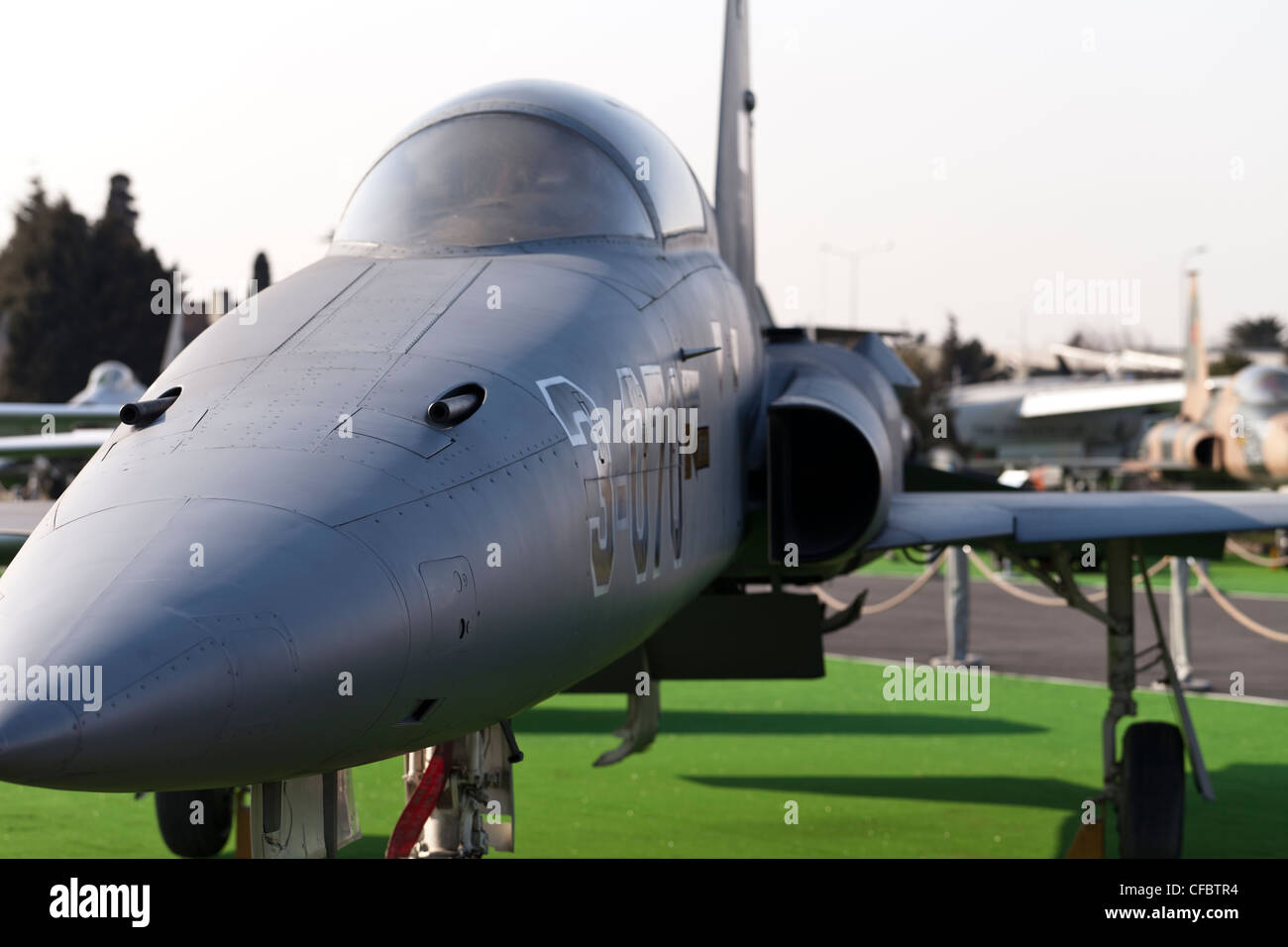 Jet fighter plane hi-res stock photography and images - Alamy