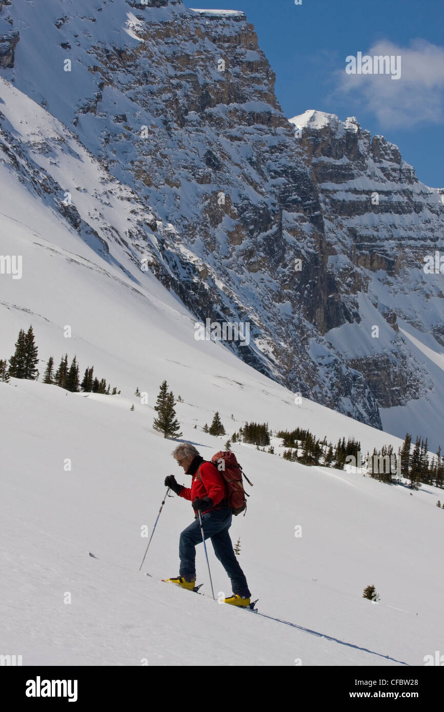 Man backcountry skiing, Parker Ridge, Banff National Park, Alberta ...