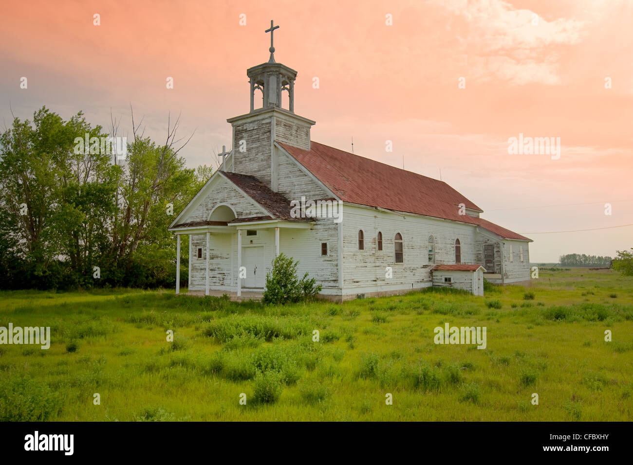 Abandoned churches hi-res stock photography and images - Alamy