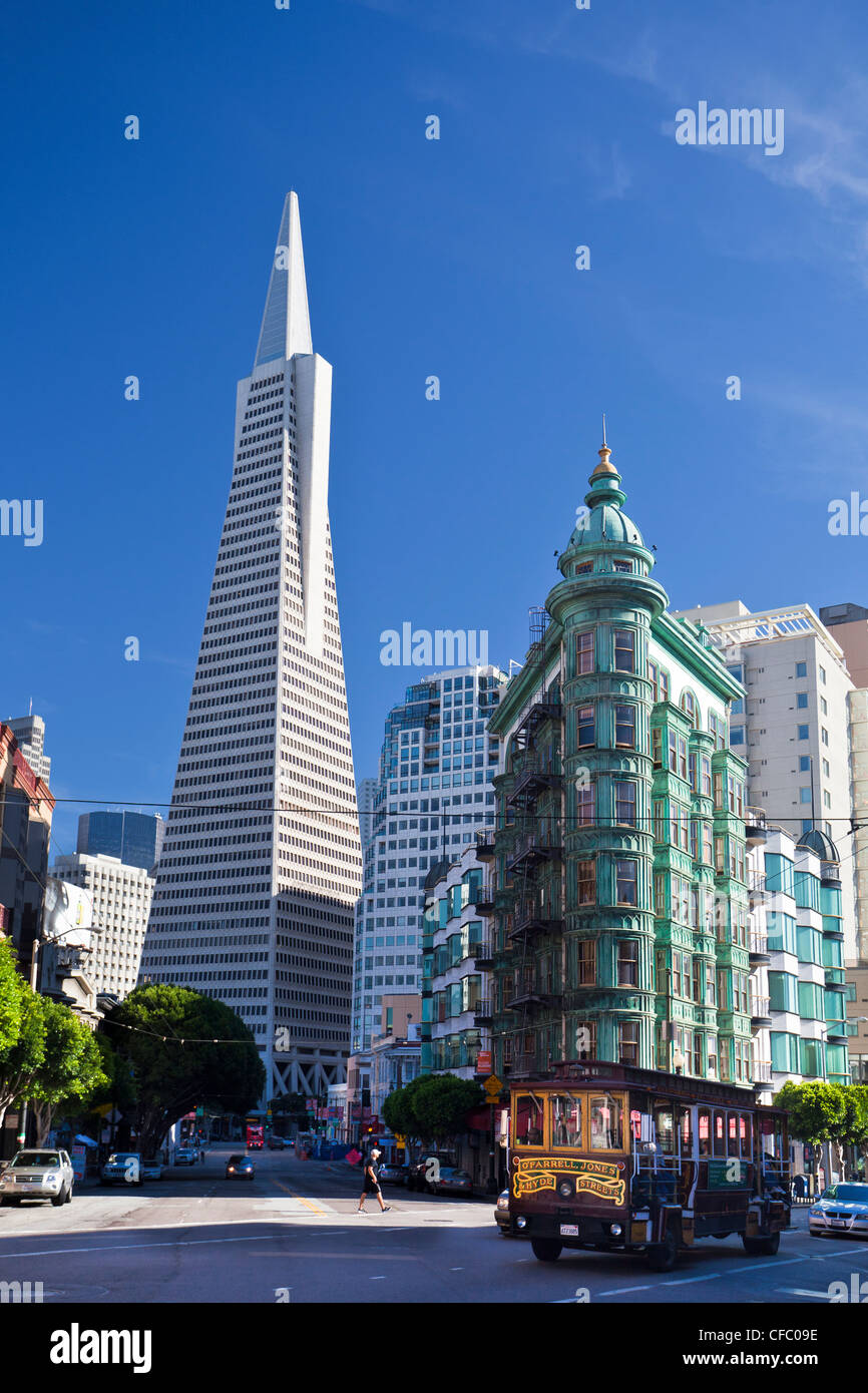 Transamerica Pyramid Building High Resolution Stock Photography and ...