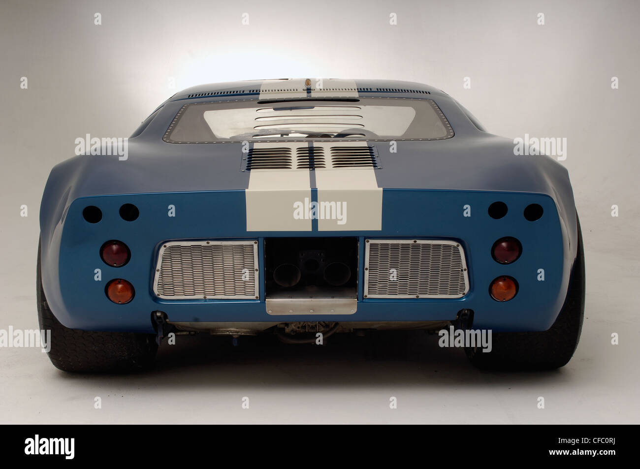 1965 Ford GT40 Daytona Prototype Stock Photo - Alamy