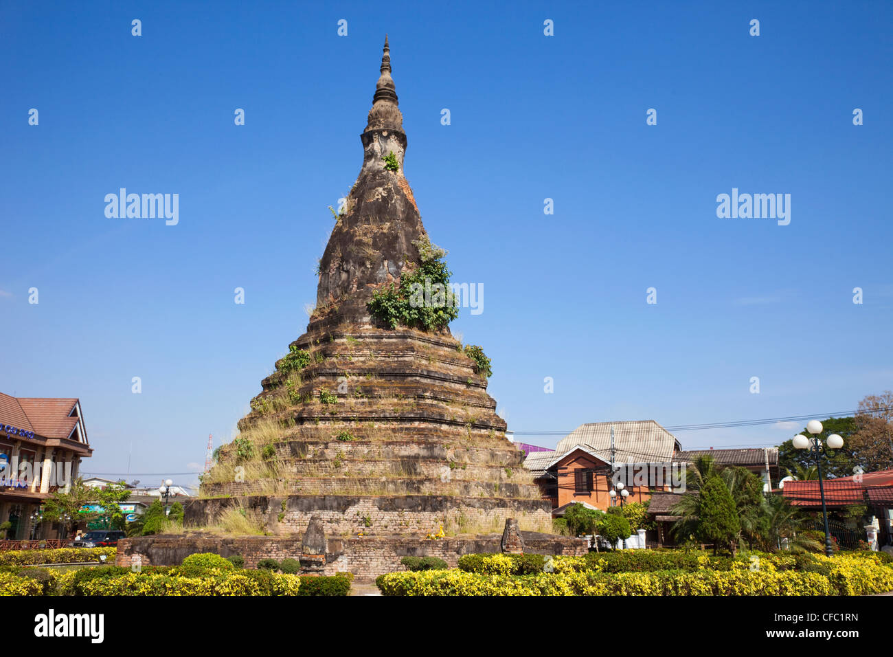 Laos, Vientiane, That Dam aka Black Stupa Stock Photo - Alamy