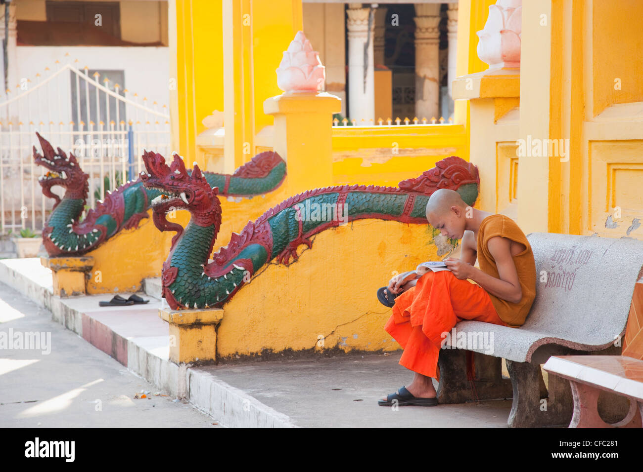 Laos vientiane wat mixay temple hi-res stock photography and images - Alamy
