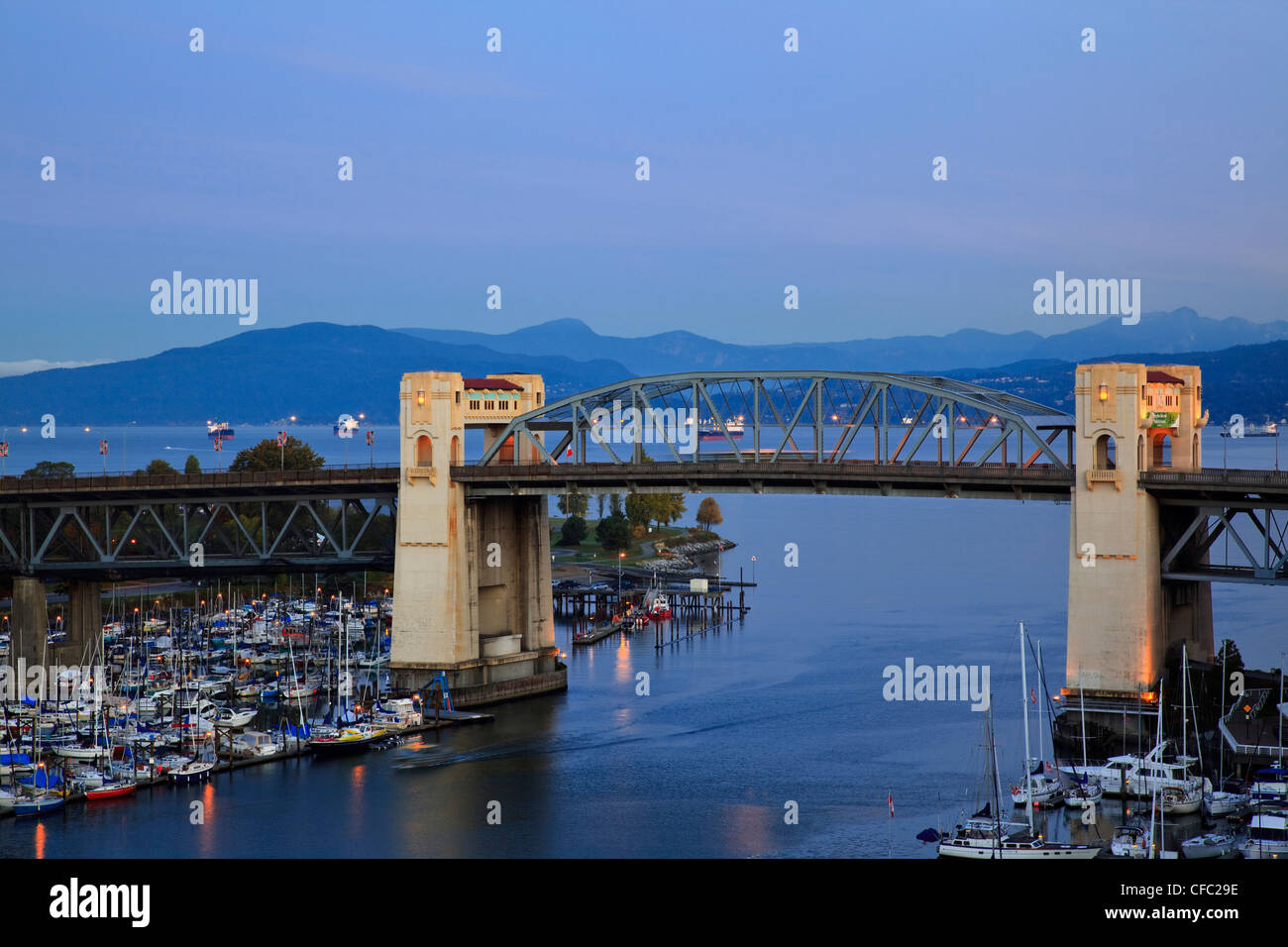The Burrard Street Bridge spanning False Creek from Kitsilano to the ...