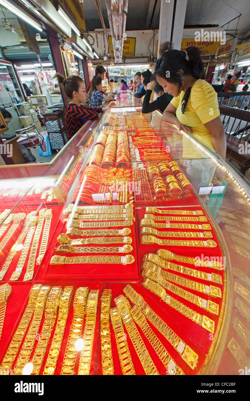 Laos, Vientiane, Talat Sao Shopping Mall, Gold Shops Stock Photo - Alamy