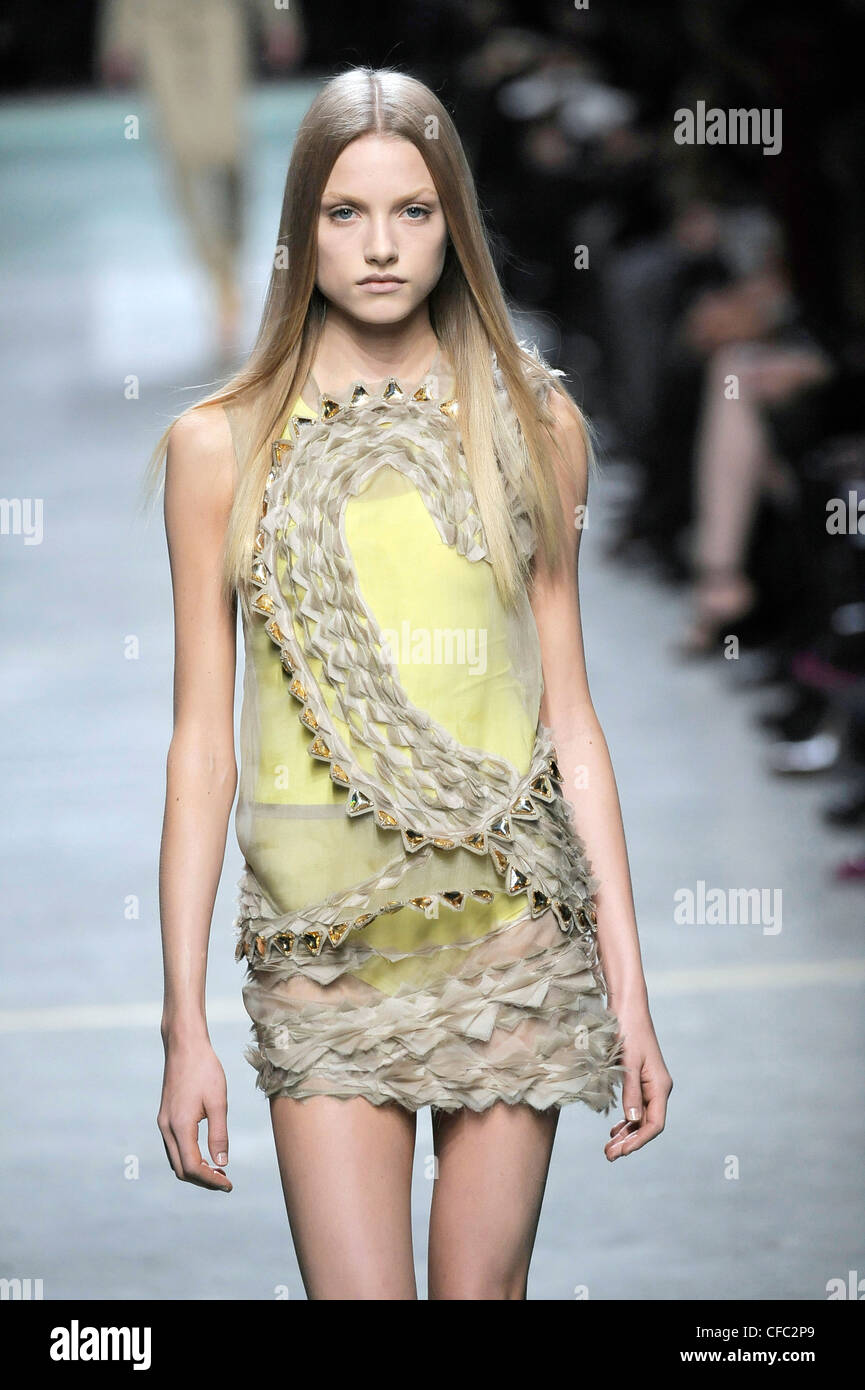 Givenchy Paris Ready to Wear Spring Summer Model wearing a grey sheer ...