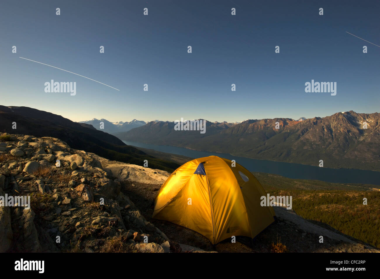 Tatlayoko lake and coast mountains hi-res stock photography and images ...