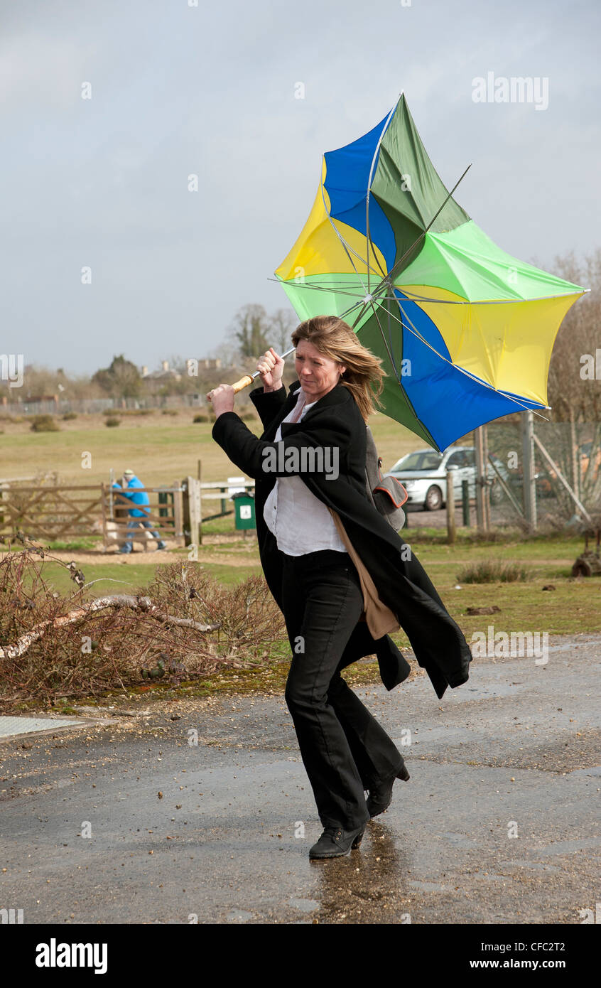 Wind gust woman hi-res stock photography and images - Alamy
