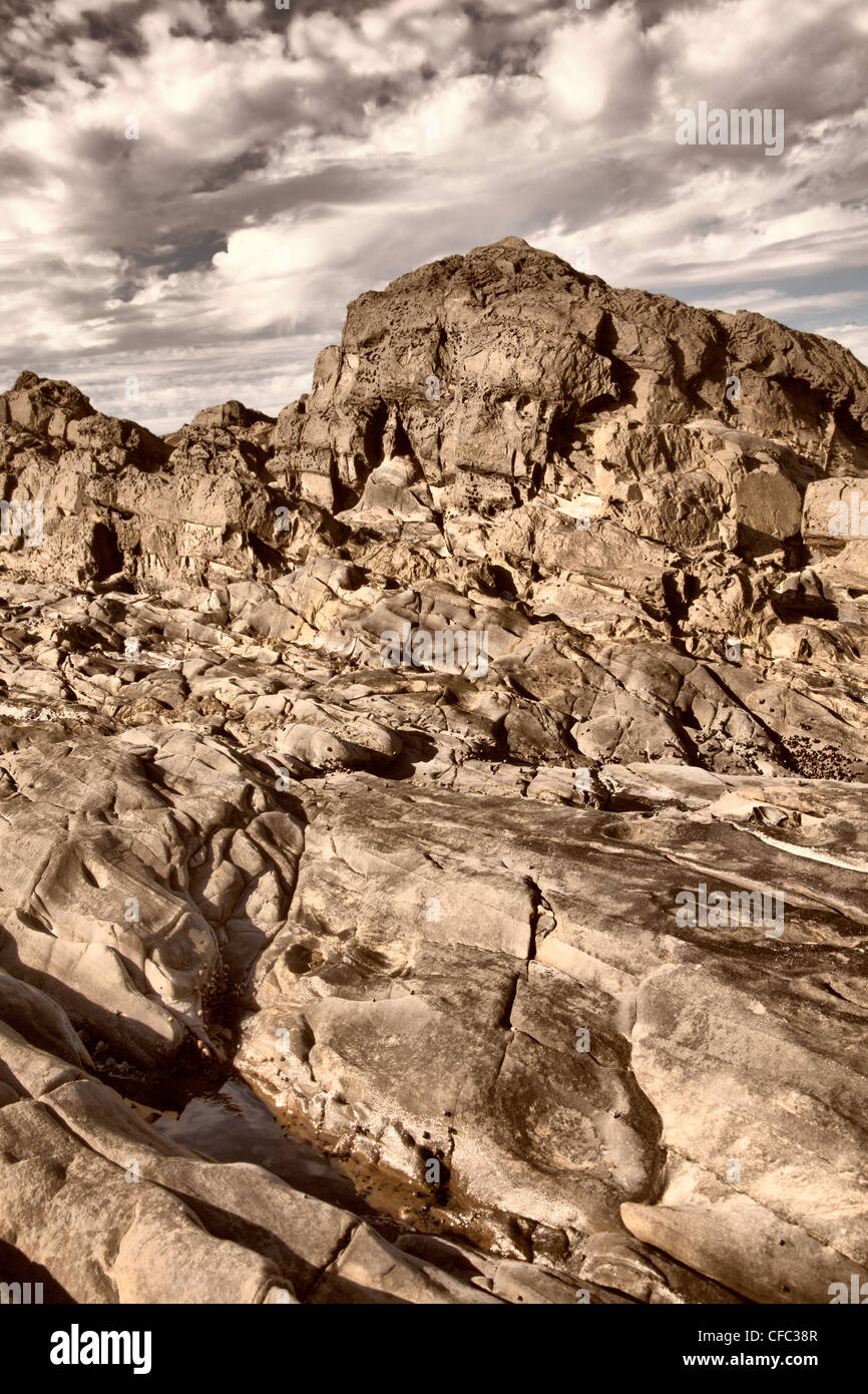 Harsh rocky terrain hi-res stock photography and images - Alamy