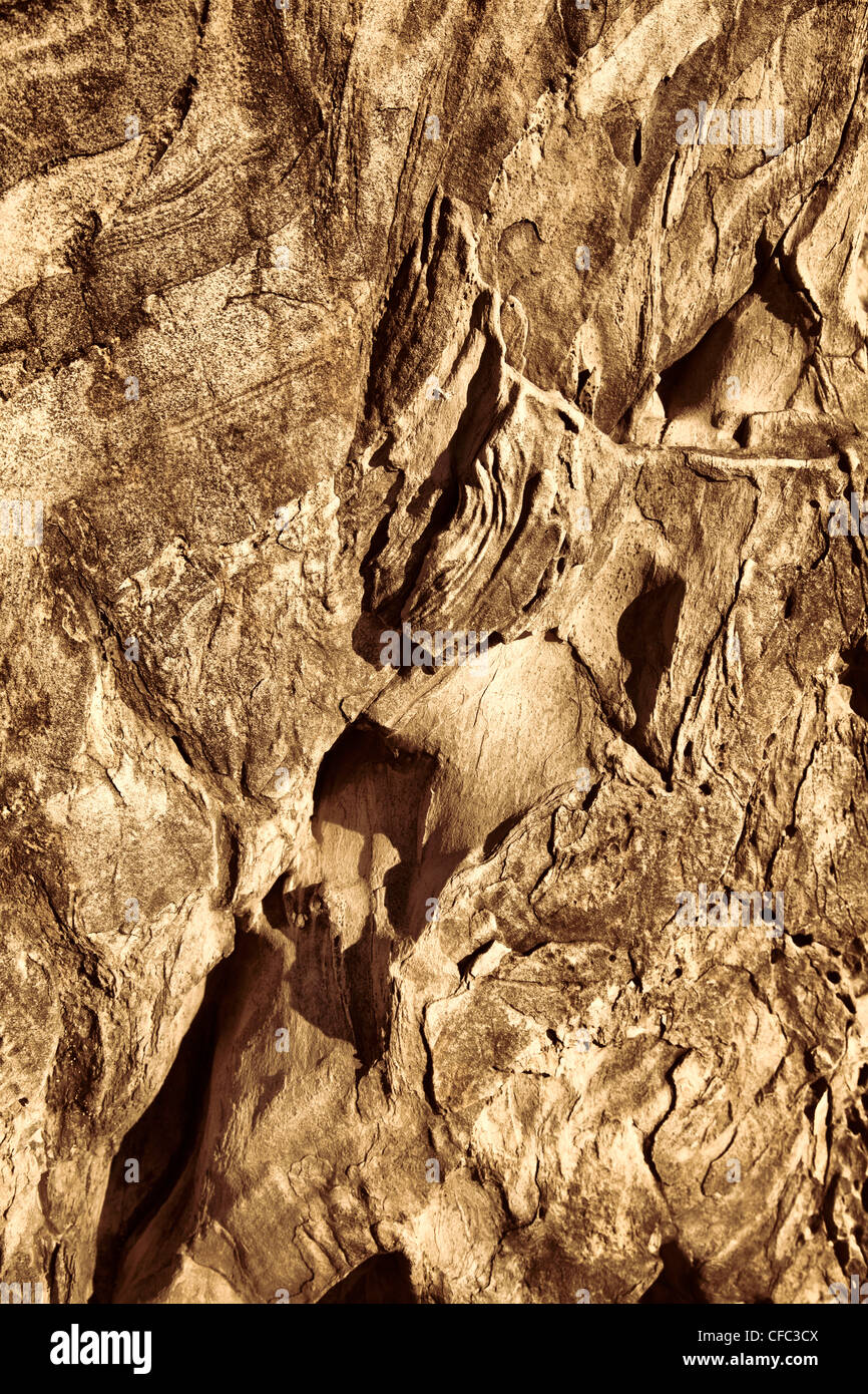 Jagged rock formation hi-res stock photography and images - Alamy