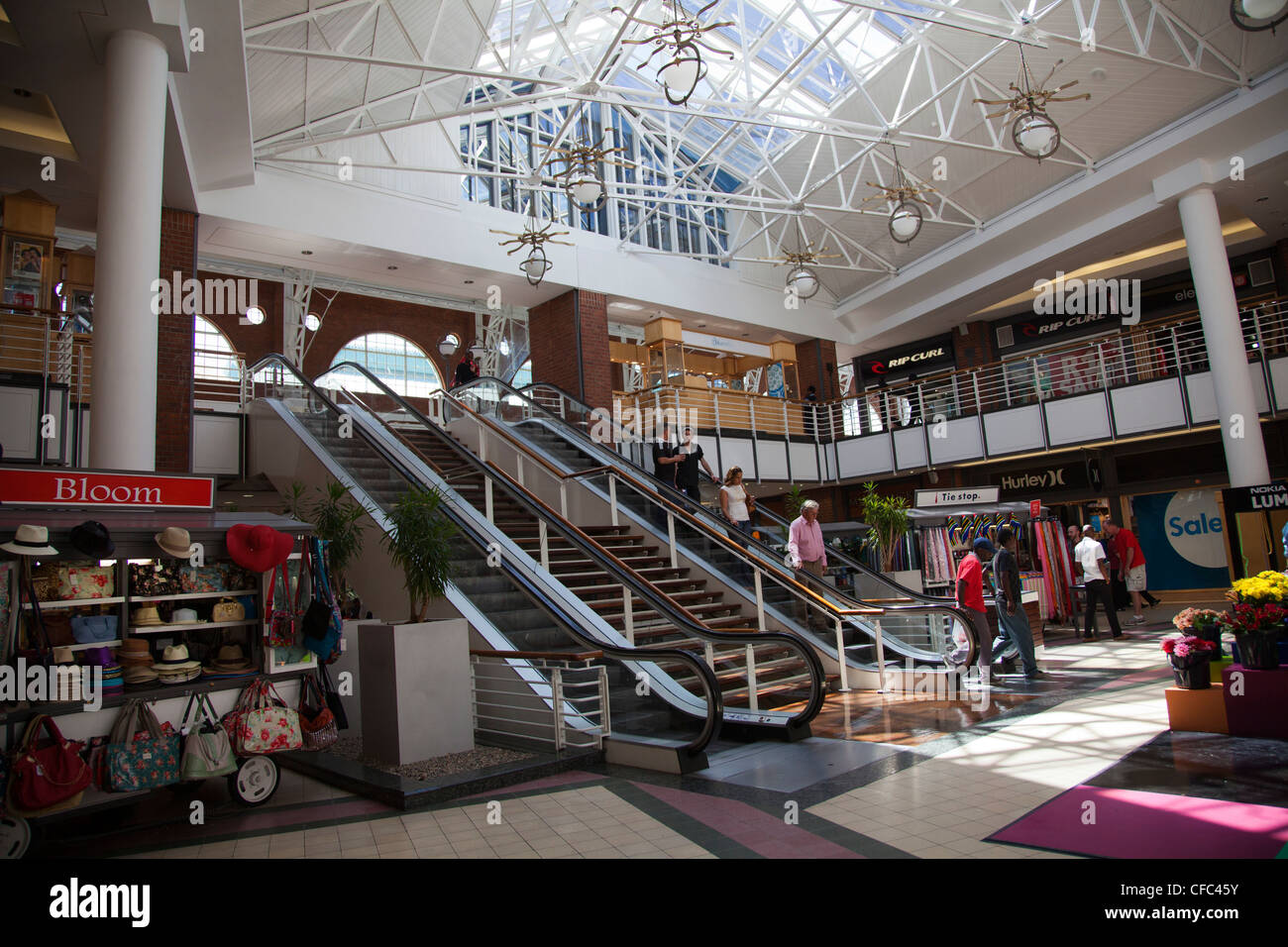 Cape Town Waterfront Shopping Mall Interior Stock Photo - Alamy