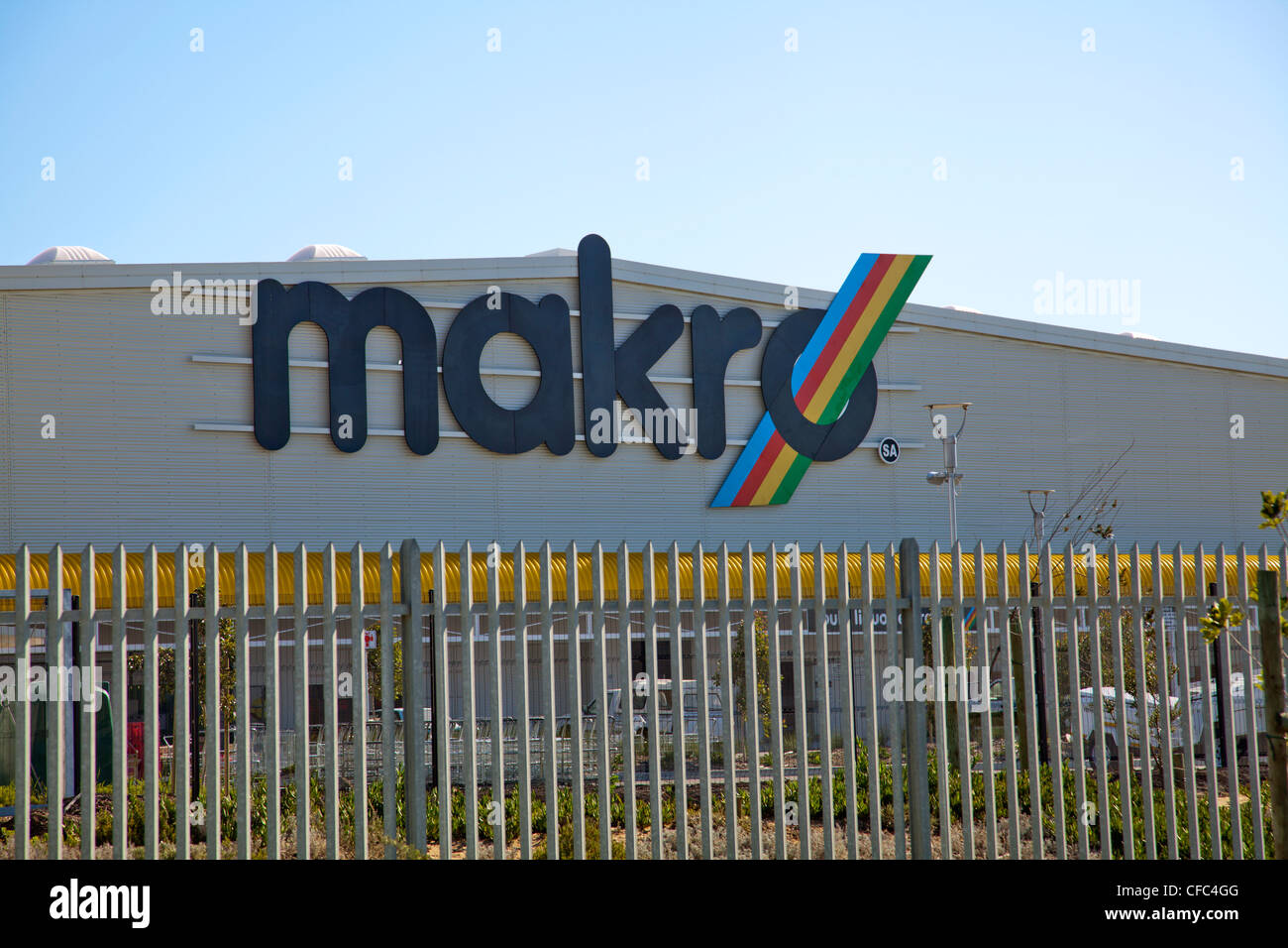 Large Makro Store in Milnerton - Cape Town Stock Photo - Alamy