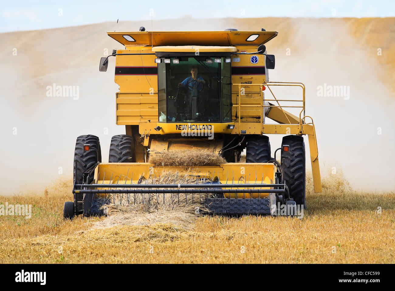 Swath swather hi-res stock photography and images - Alamy