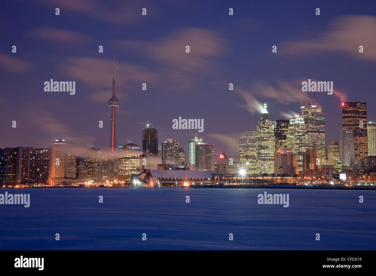 Illuminated cityscape frozen lake hi-res stock photography and images ...