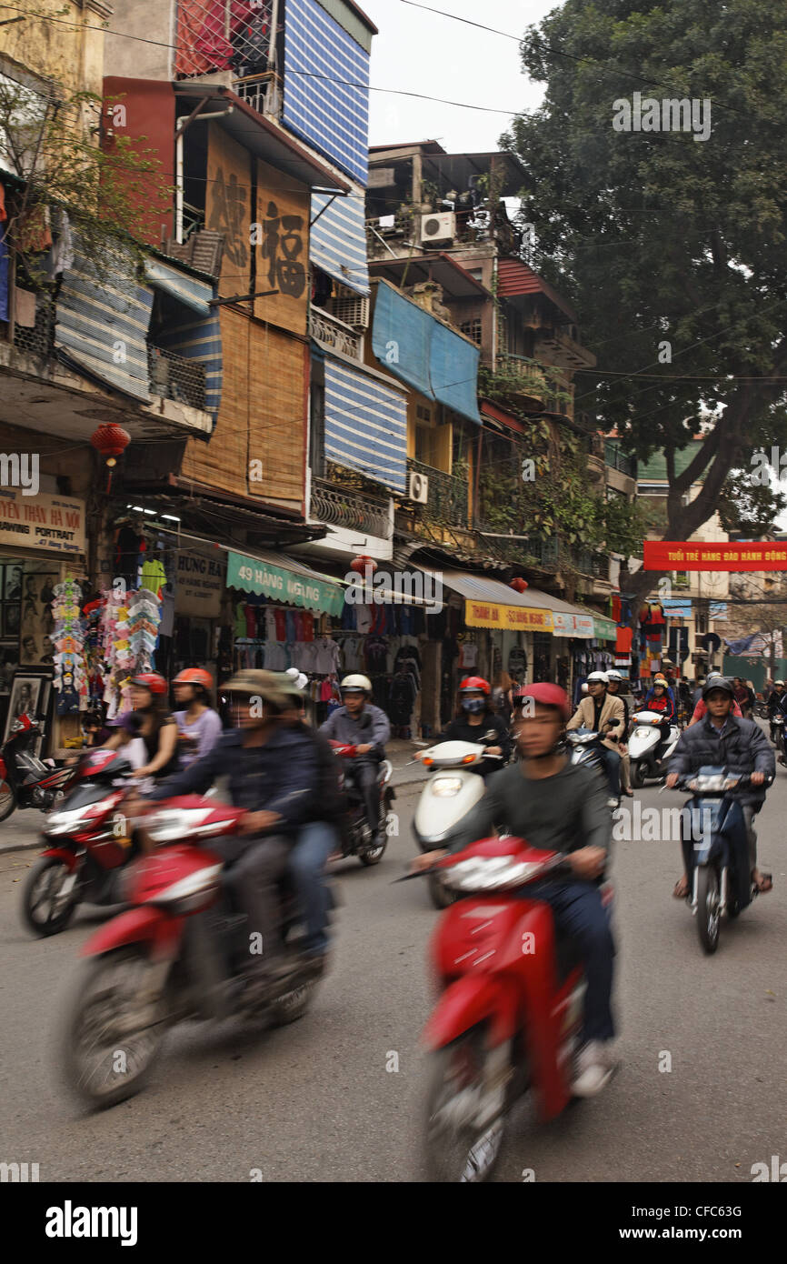 Moped riders, old town, Hanoi, Bac Bo, Vietnam Stock Photo - Alamy