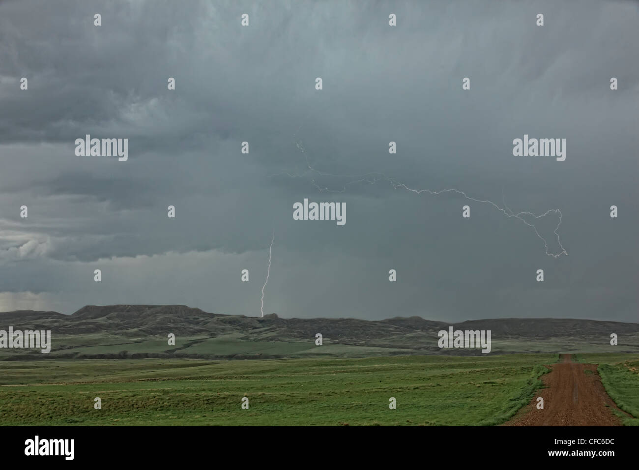 Lightning strikes over 70 Mile Butte, Grasslands National Park ...