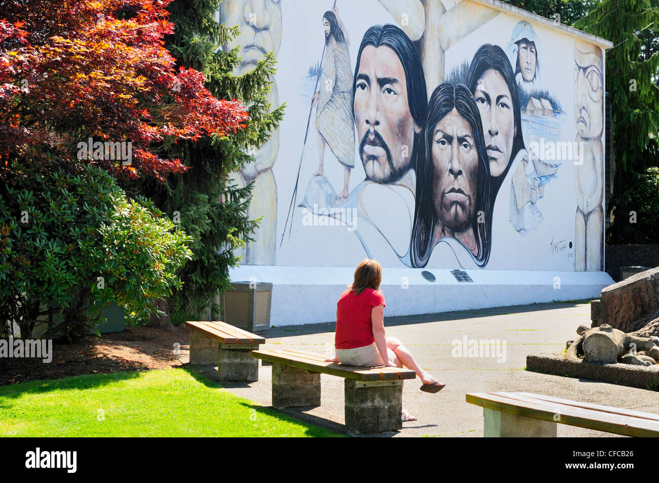 First nations mural hi-res stock photography and images - Alamy