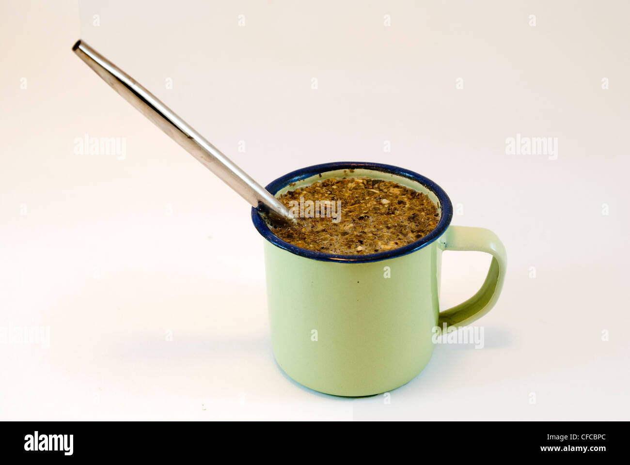 Straw sieve hi-res stock photography and images - Alamy