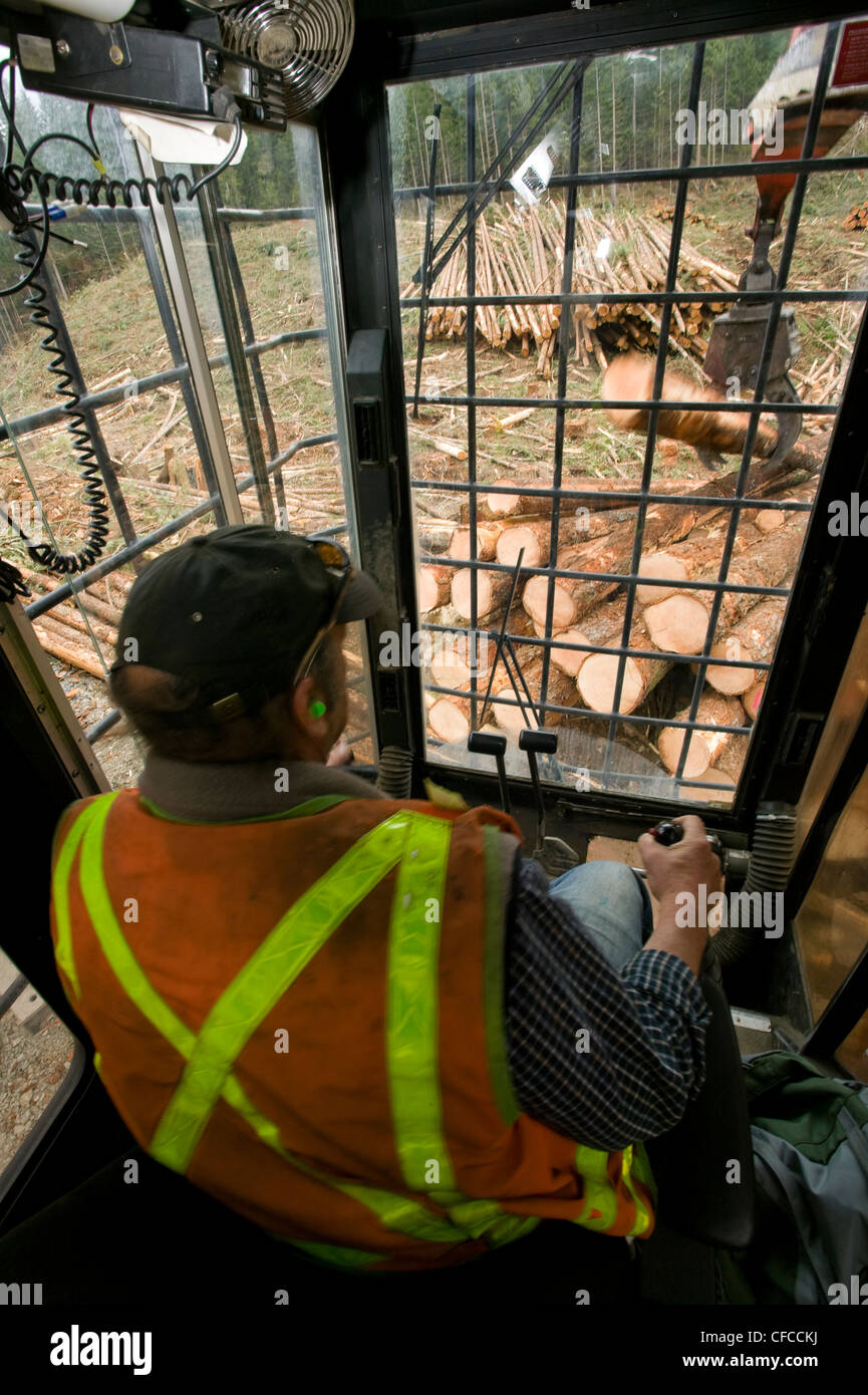 Loader logger logging logging hi-res stock photography and images - Alamy
